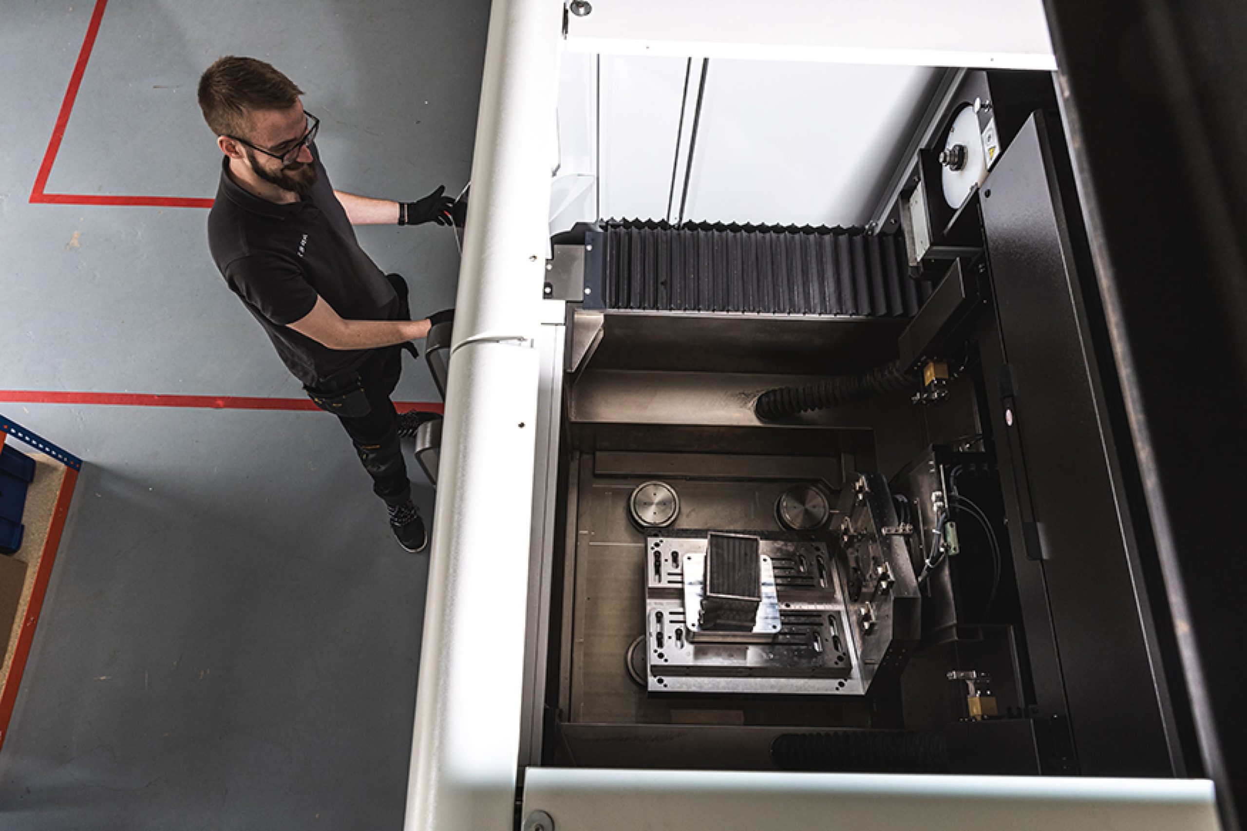 Wire Electrical Discharge Machining Services | Apex Tech